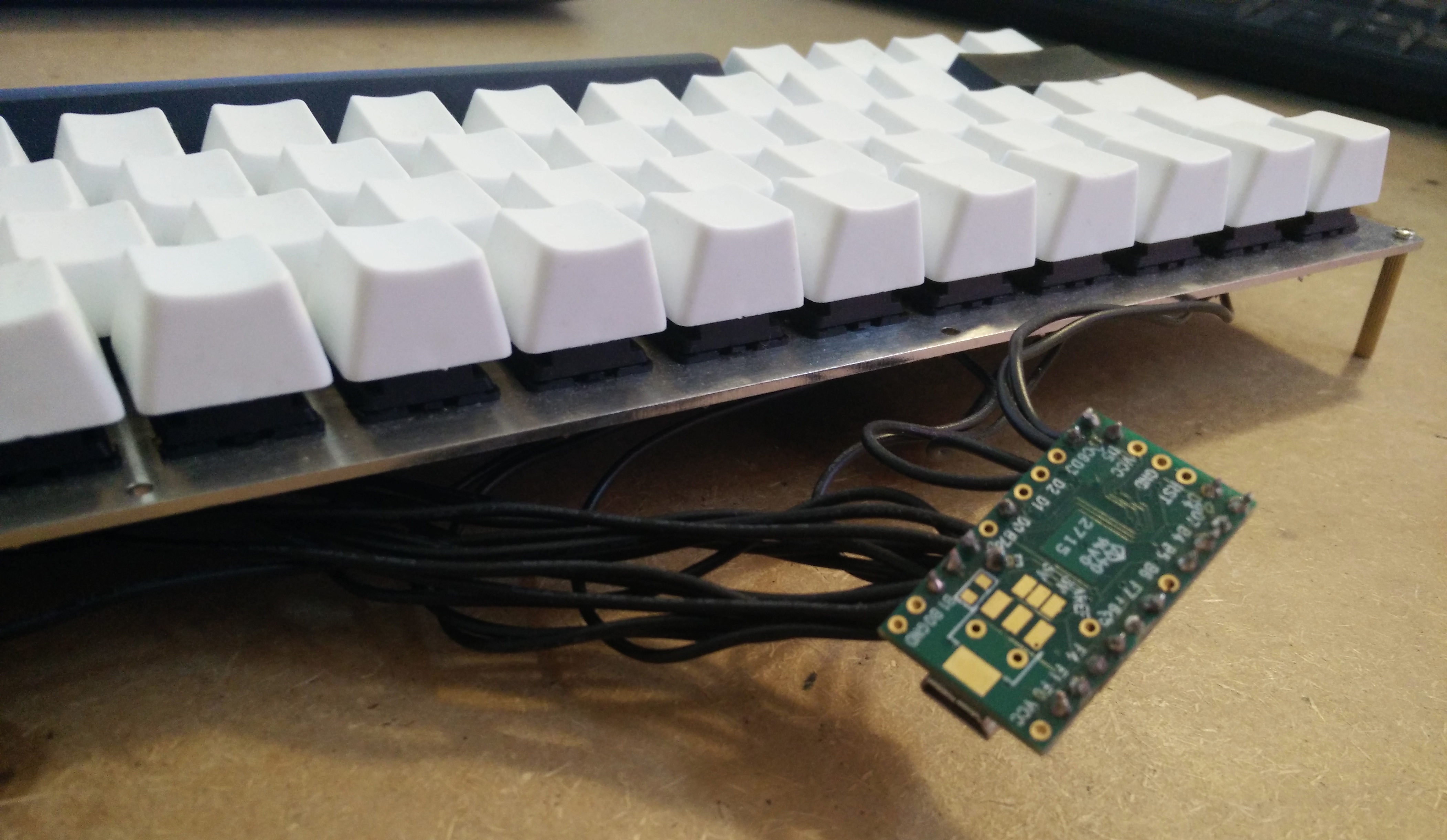 Custom 60% Keyboard Build – Frozen Pocket